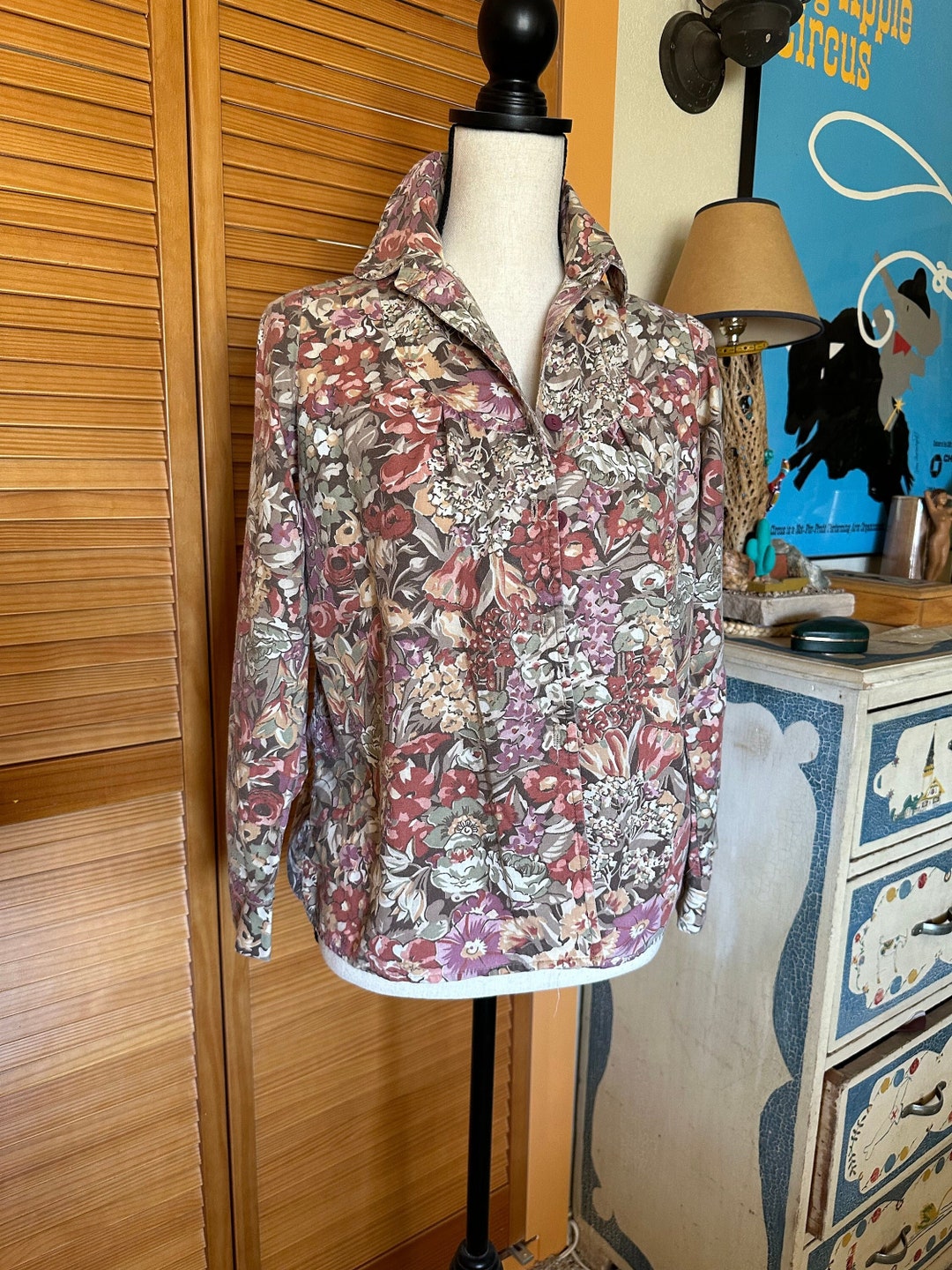 Sweet 1970s VINTAGE FLORAL BLOUSE Earth Tones Back to School Fall - Etsy