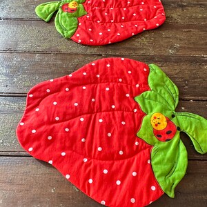 Pair Cute Vintage 1970s STRAWBERRY PLACEMATS Dining Decor Summer ...