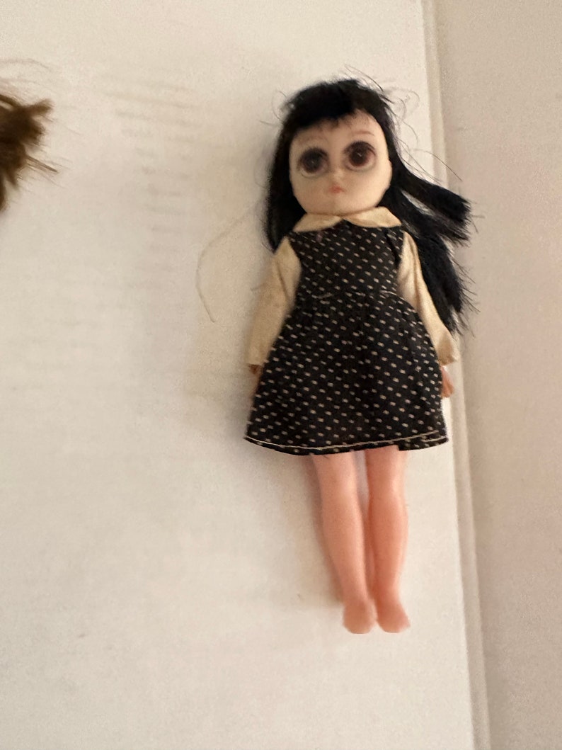Vintage Suzy Sad Eyes Dolls: 1960s Big Eye Collectible Toys - Etsy Canada