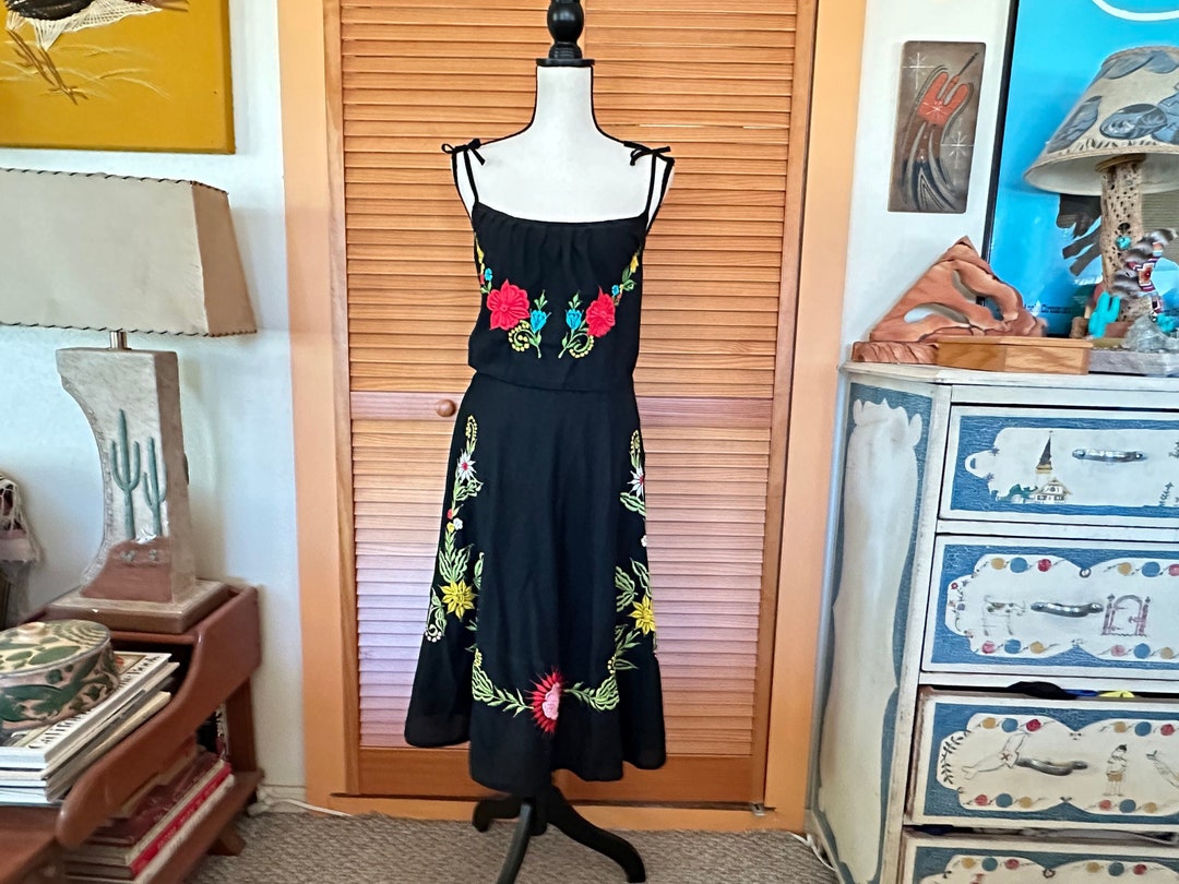 Vintage EMBROIDERED Sun DRESS Black W FLOWERS 1970's Rockabilly Dress ...