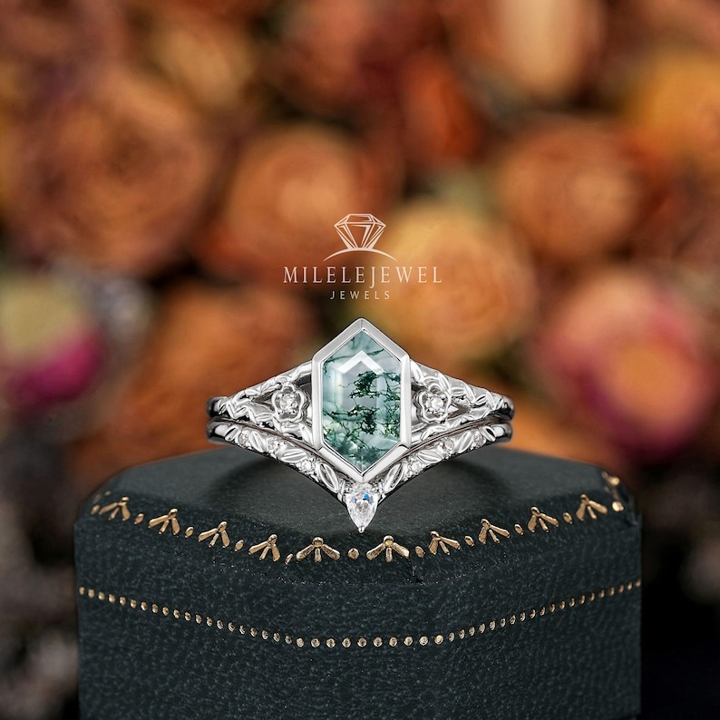 Vintage Hexagon Moss Agate Engagement Ring Set: Full Bezel Yellow Gold ...