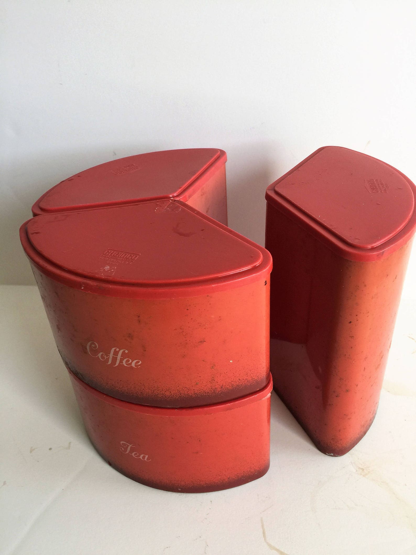 Vintage Canisters Set of 4-cheinco House Ware/triangular Tin - Etsy