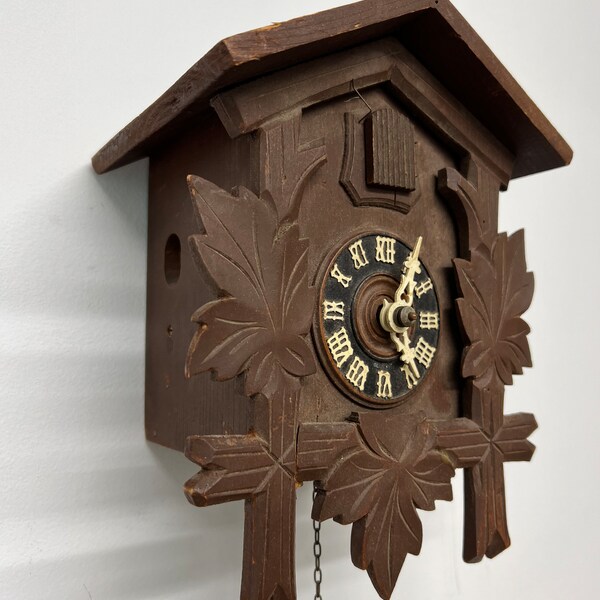 Vintage Cuckoo Wall Clock - Etsy
