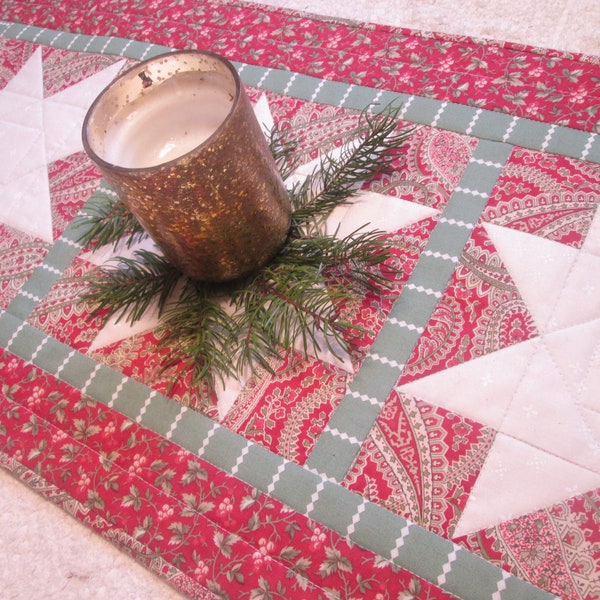 Christmas Quilted Table Runner - Etsy