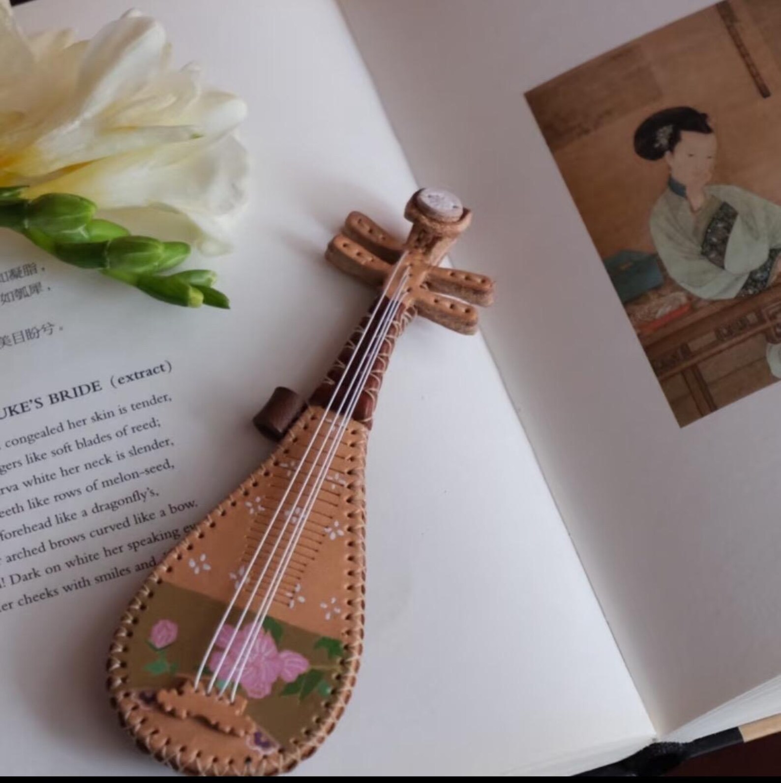 Handmade Leather Lute Bag Charm: Personalized Keychain, Music Lover ...