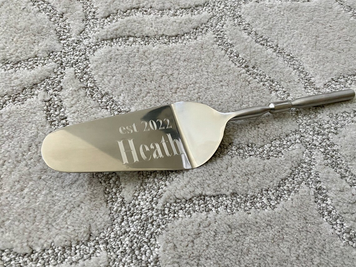 Personalized Engraved Wedding Cake Server Wedding Gift | Etsy