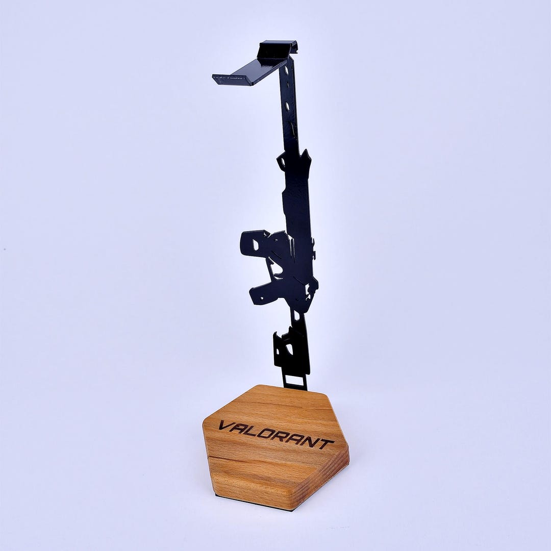 Personalized Gamer Headphone and Controller Stand, Charging Station ...