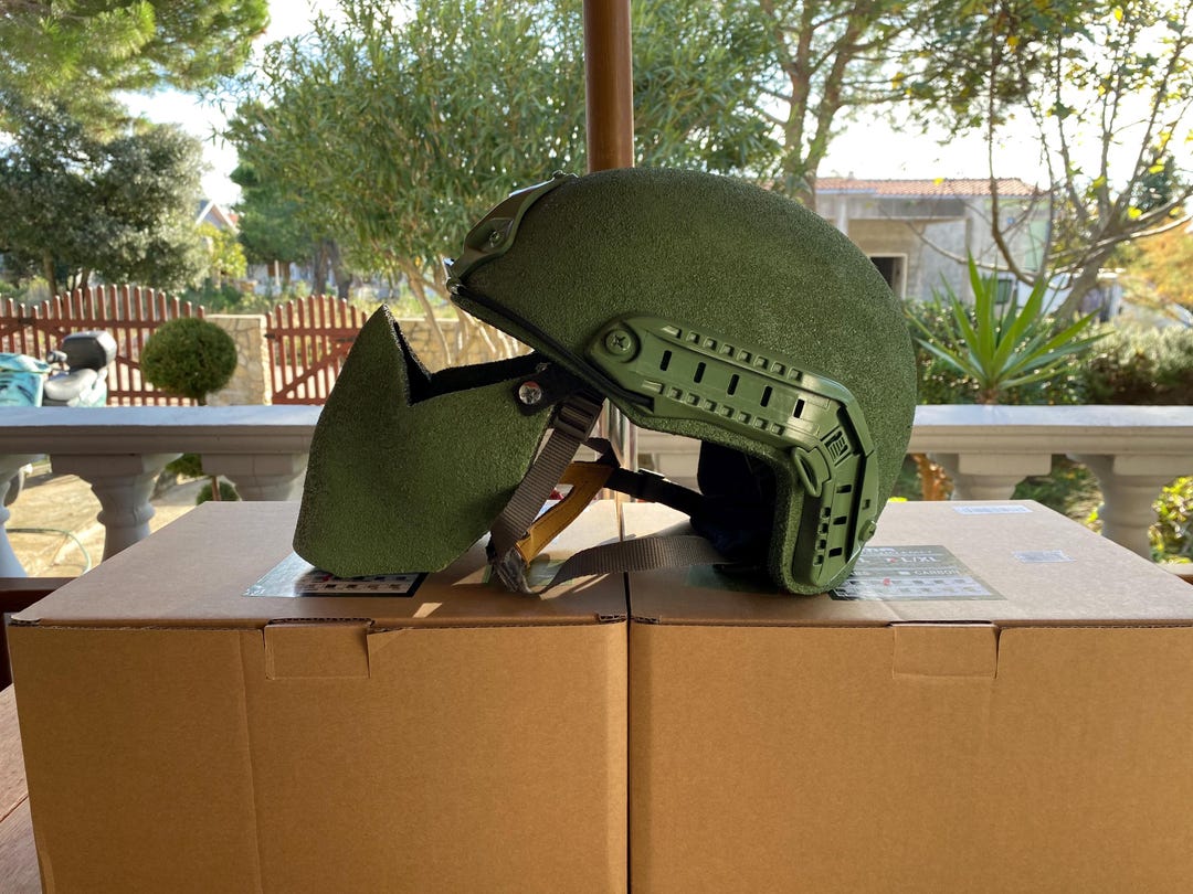 Jaw Military Helmet, Kevlar 3a - Etsy