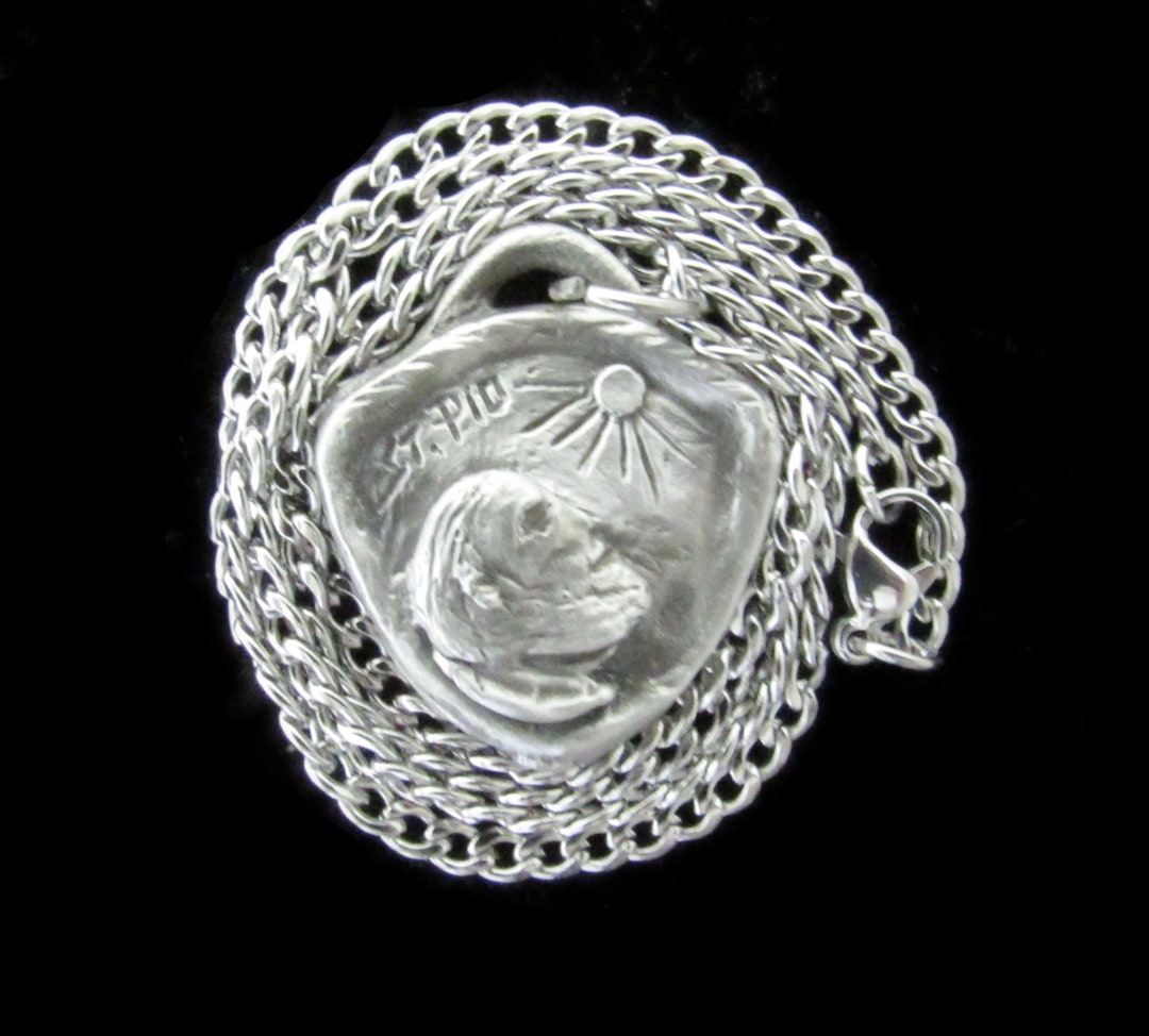 Handmade Medal on Chain of Padre Pio: "pray, Hope, Don't Worry"; a ...