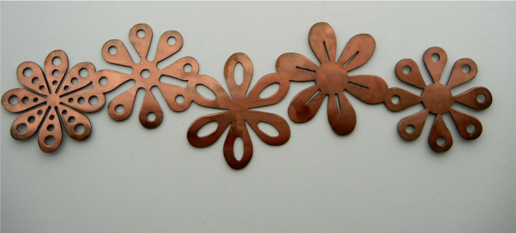 Daisy Chain Metal Art | Etsy