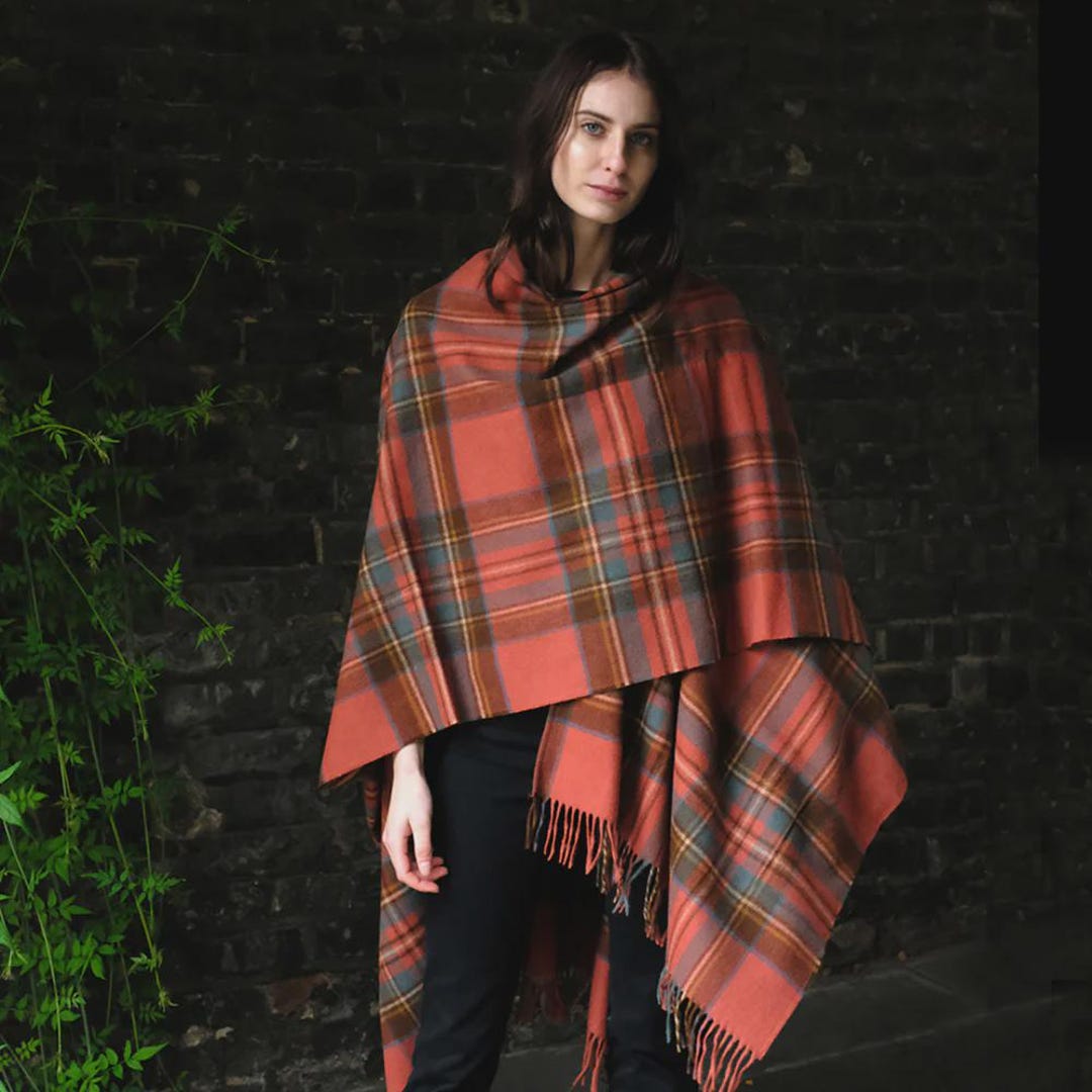 Scottish Highlander Women's Ruana Wool Poncho Shawl Vintage Extra Warm ...