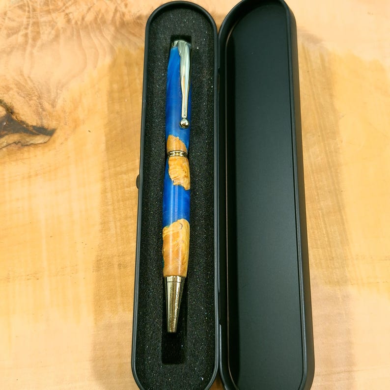 Handgefertigter Stift aus Holz und Harz | Handgefertigter Stift ...