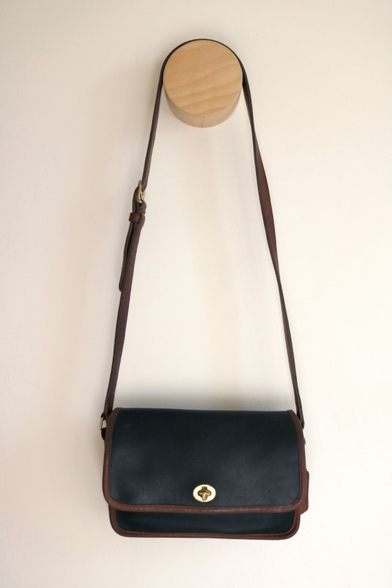 Coach Spectator Compartment Shoulder Bag | Black and … - Gem