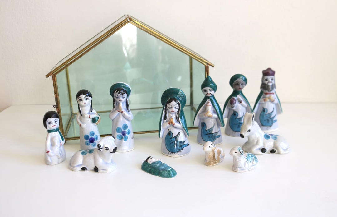Mexican Blue Tonala Nativity and Glass Case - Etsy