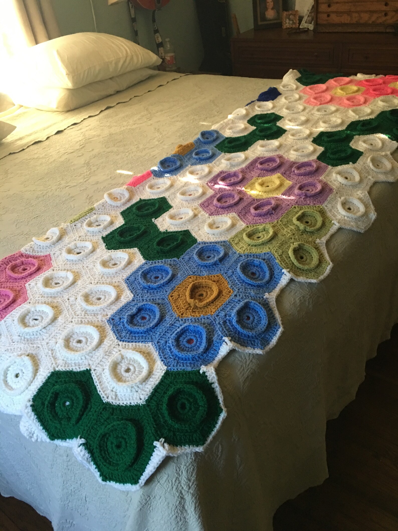 Vintage octopus Sucker and Hexagon Crochet Afghan Blanket - Etsy