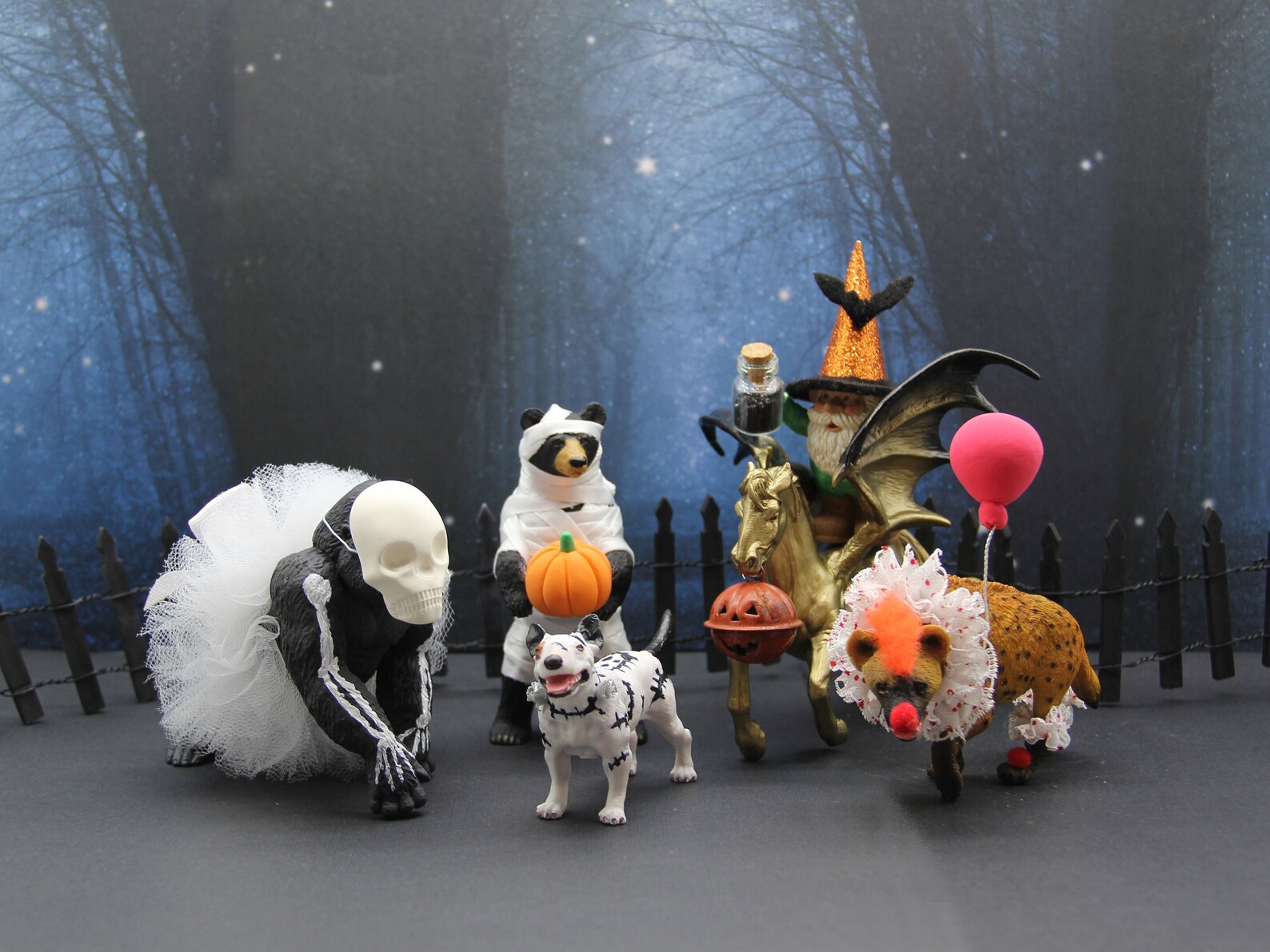 Halloween Party Animal Cake Toppers, Vampire Tiger, Bat Pig, Wolf ...