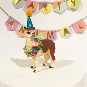 Alpaca Birthday Cake Topper- Includes Floral Wreath and Party Hat - Etsy