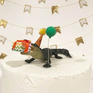 Alligator Cake Topper, Crocodile Cake Cake Topper, Birthday Party Cake ...