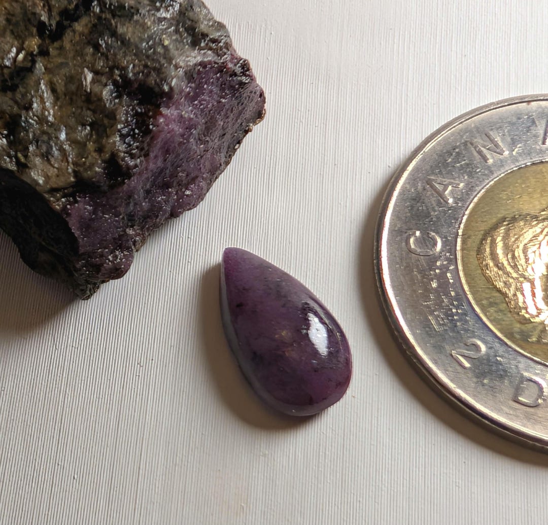 Pear Shaped Canadian Corundum-ruby Cabochon - Etsy
