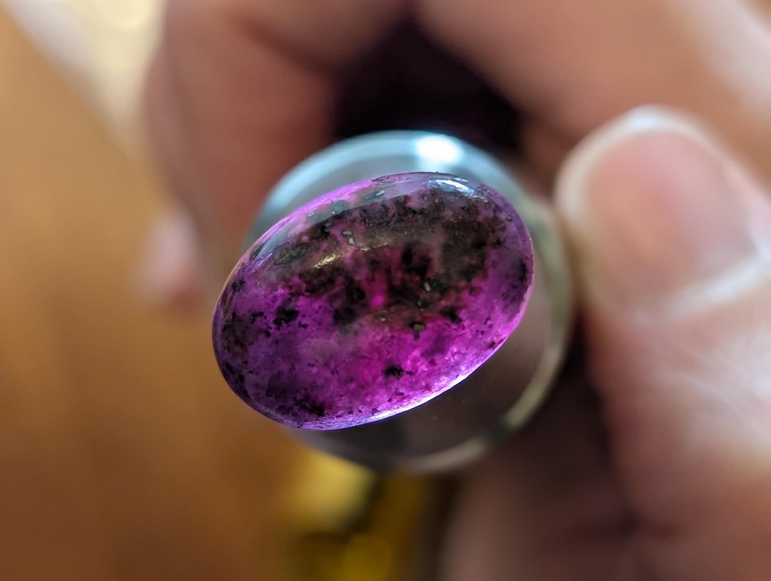 Oval Canadian Corundum-ruby Cabochon - Etsy
