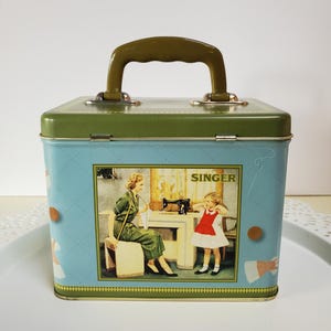 Singer Metal Storage Box, Tin Box Index Card File, Latch and Handle ...