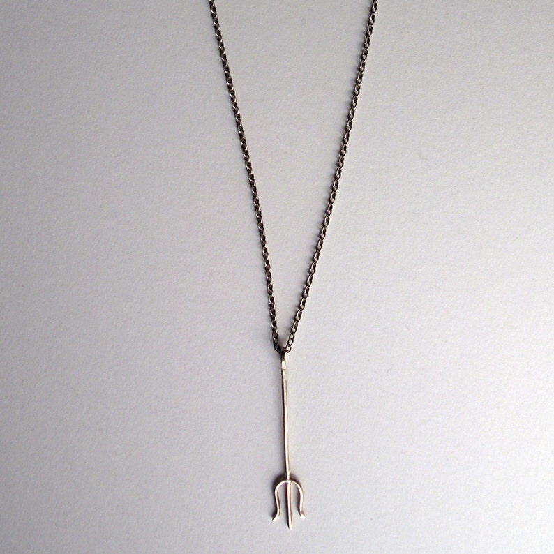 Silver Trident Necklace - Etsy