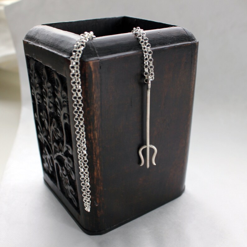 Silver Trident Necklace - Etsy