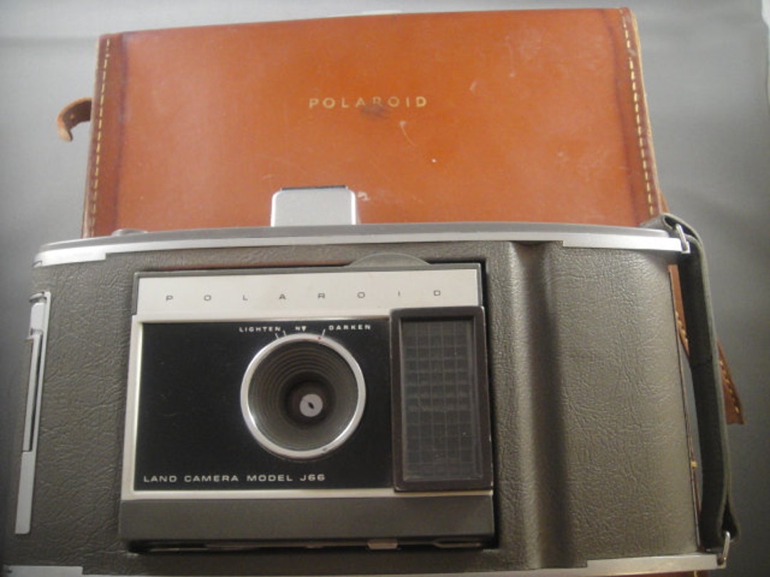 Polaroid J66 Land Camera and Leather Case - Etsy