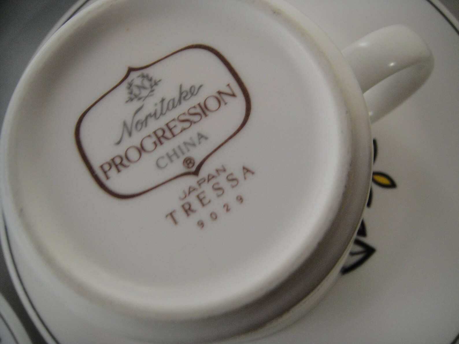Tressa Pattern Noritake Progression Black White Yellow Daisy | Etsy