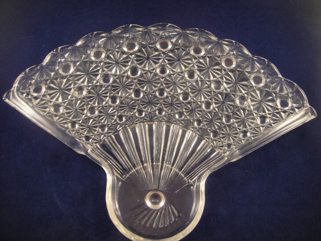 Fan Pressed Clear Glass Daisy and Button Pattern - Etsy