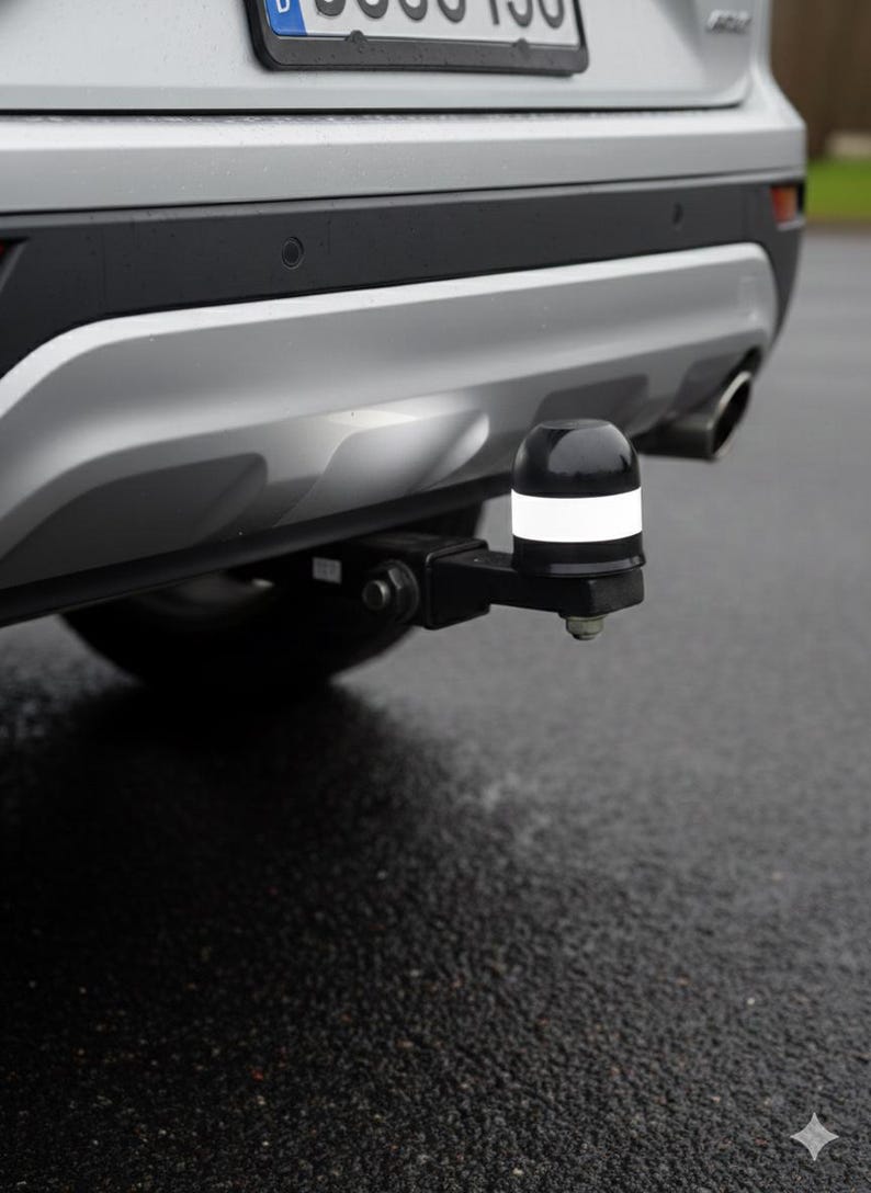 Bosal Tow Bar Cap With Toyota Logo 3D Domed Sticker Light Reflective ...