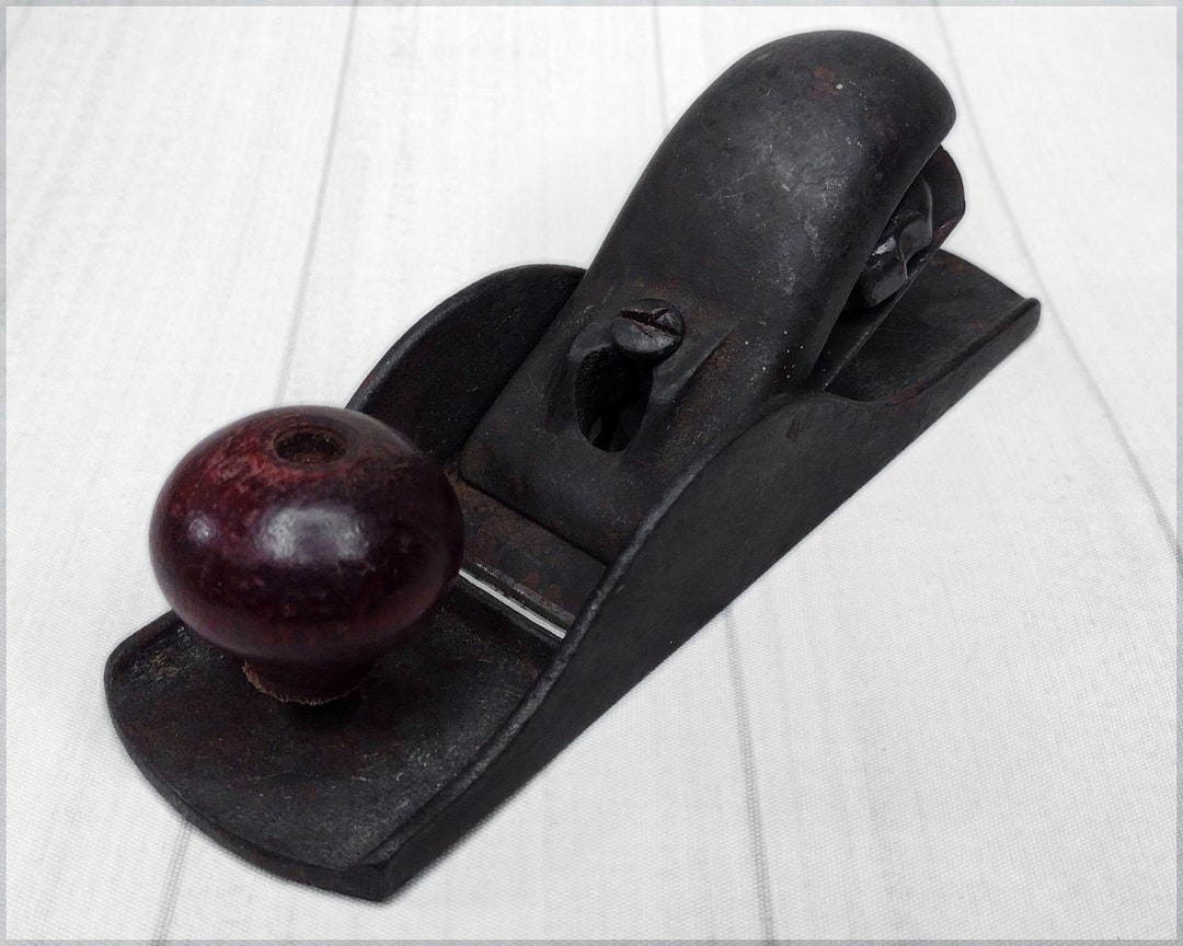 Shabby Vintage Rusty Block Plane 7.25, Made in USA, Qualified Mark ...