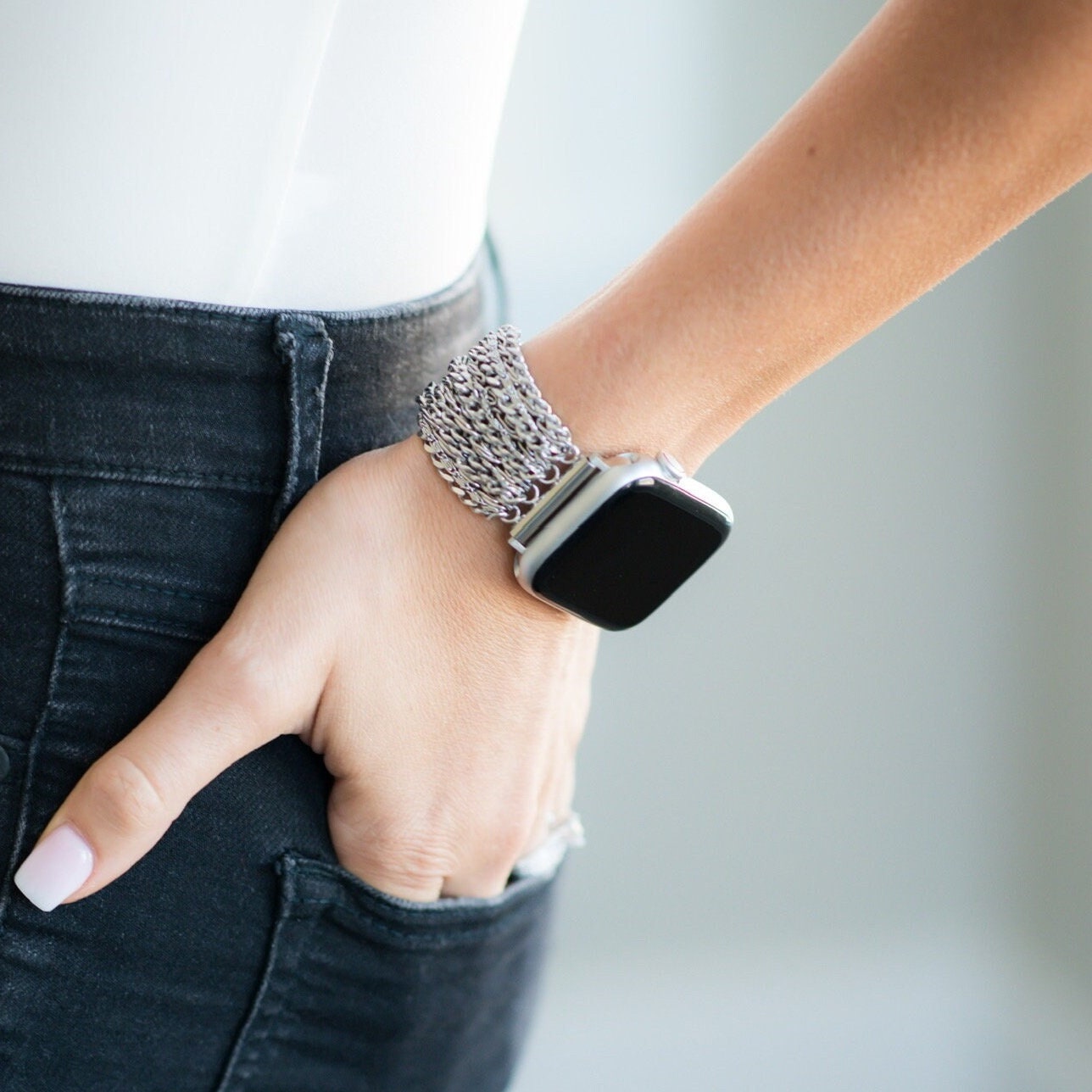 Metal Chain Apple Watch Band 38mm 40mm 41mm 42mm 44mm 45mm Metal Chain Apple Watch Band 38mm 40mm 41mm 42mm 44mm 45mm