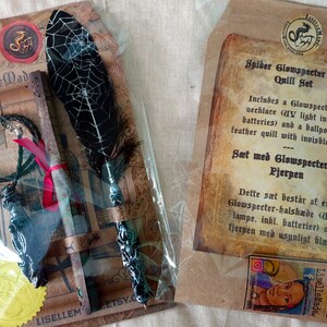 Spider Magic Kit UV Blacklight and Invisible Ink Ballpoint Quill FREE ...