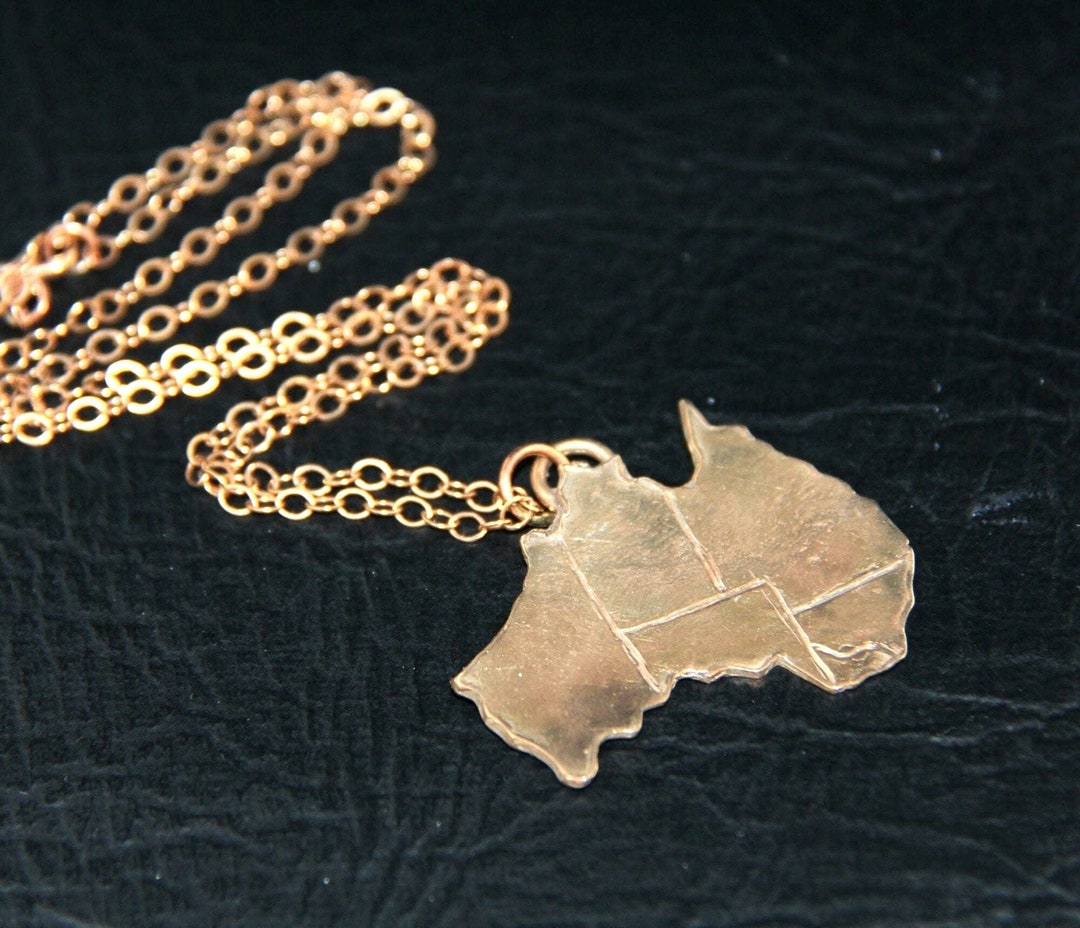 Map of Australia Pendant in Bronze Perfect Gift for Someone Special on ...