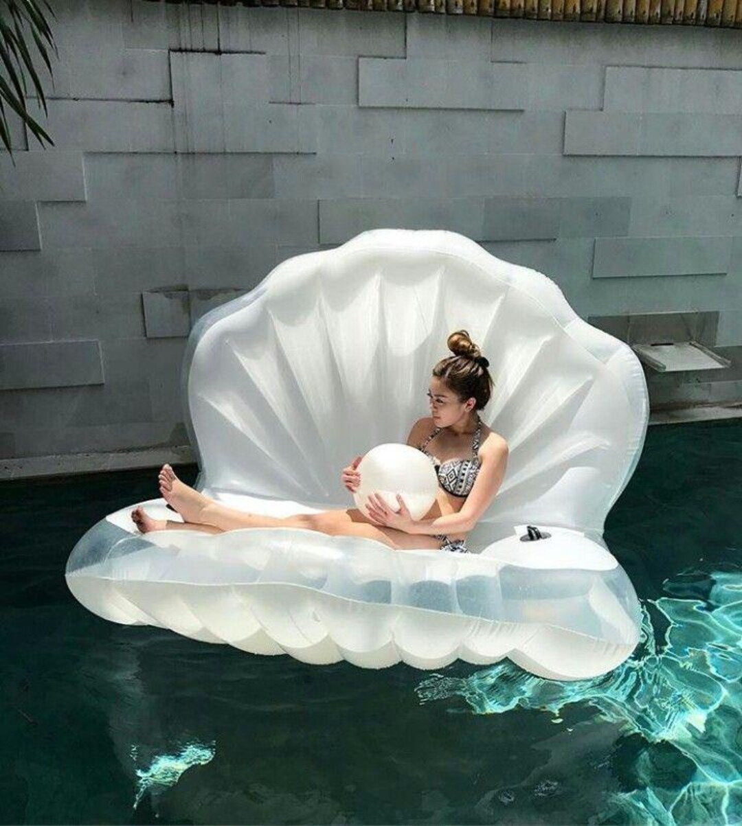 Inflatable Shell Mattress – Mermaid Inspired Floating Bed for Pool ...