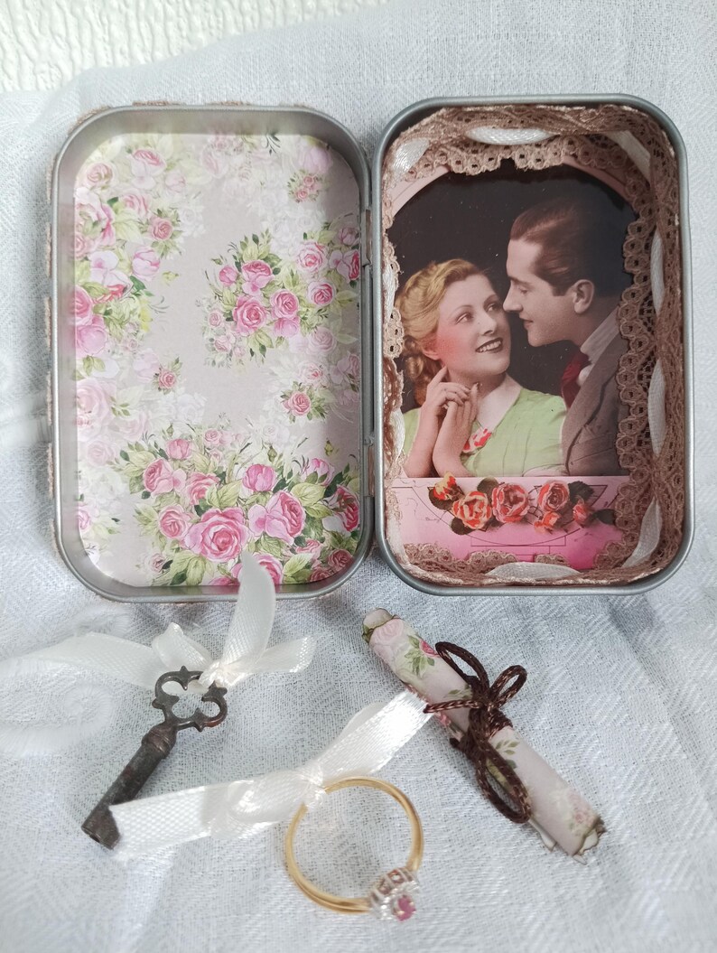Boîte à Secrets Vintage Amour Toujours, Altered Tin Shabby Chic, Cadeau ...
