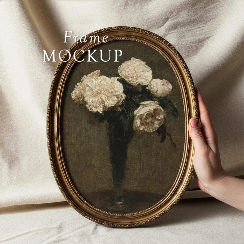 Vintage Oval Frame: Realistic Wood Frame Mockup, PSD Smart Object ...