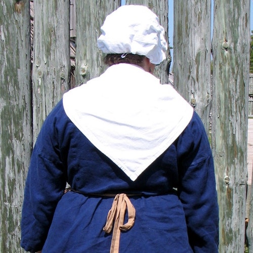 Woman's Colonial Shortgown - Etsy