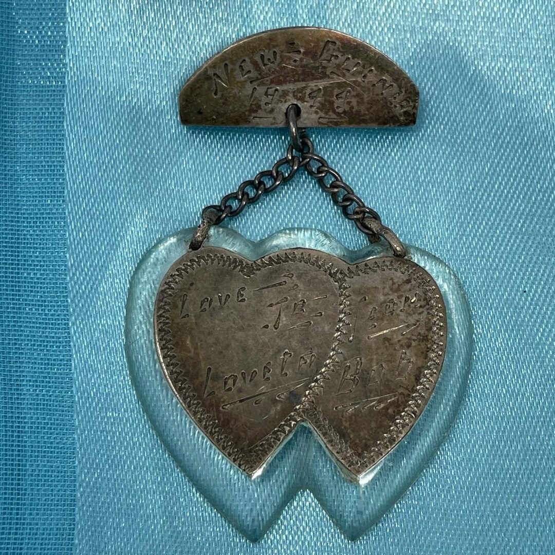 Vintage WW2 1944 Trench Art Love Token New Guinea Double Engraved Heart ...