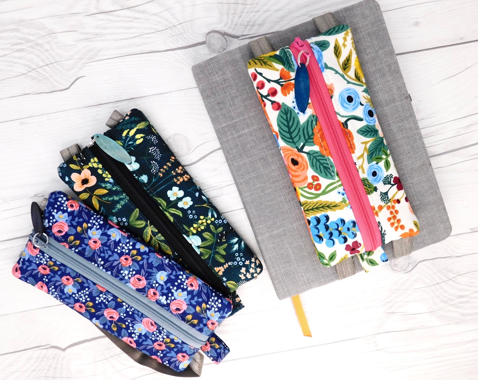 Floral Pencil Pouch/ Attachable Zipper Pouch/ Journal Pens/ - Etsy