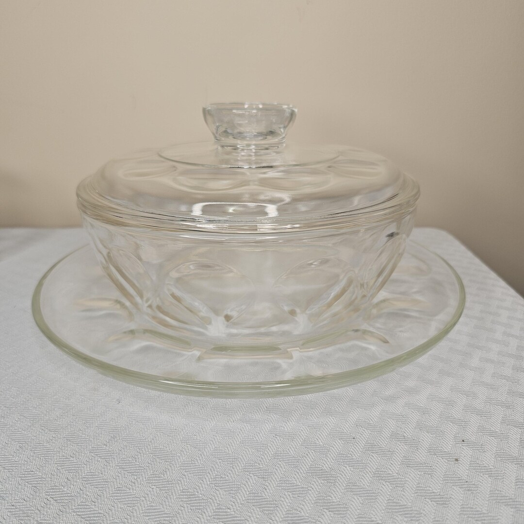Pyrex Sculptured Teardrop Ovenware 2 1/2 QT Covered Casserole W/tray - Etsy