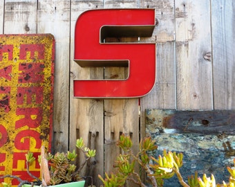 Vintage sign letter | Etsy