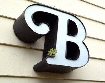 Vintage sign letter | Etsy