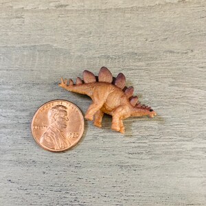 Miniature Stegosaurus Dinosaur / Crafting Diorama Terrarium Micro Mini Dino - Etsy