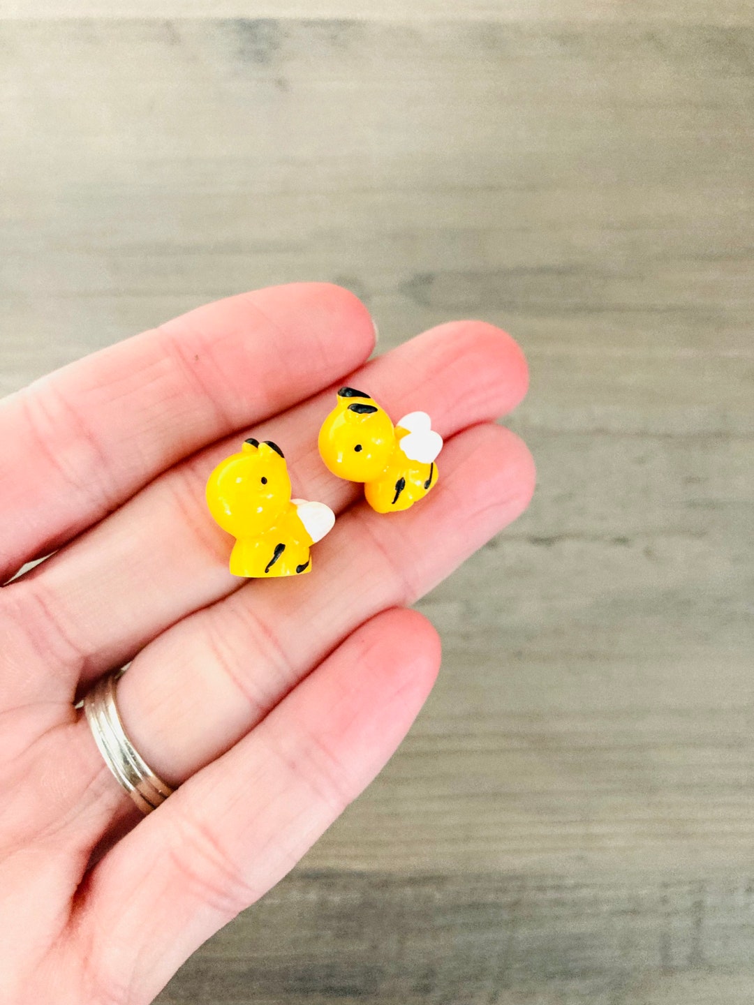 2pc Miniature Bee Set / Mini Bees Crafting Fairy Garden Diorama ...