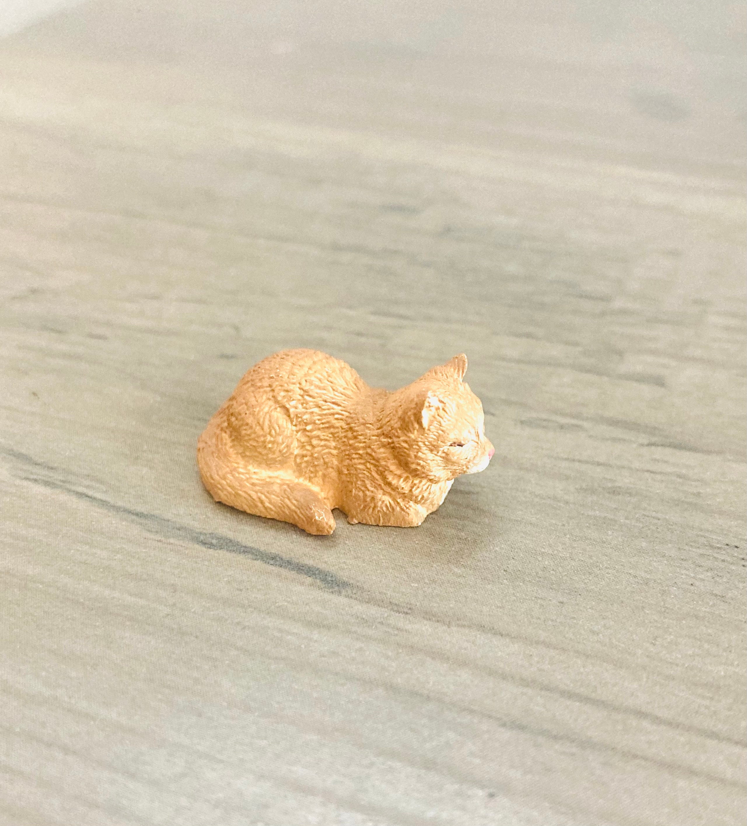 Miniature Dollhouse Sleeping Cat / Micro Mini Kitty Cat Doll House ...