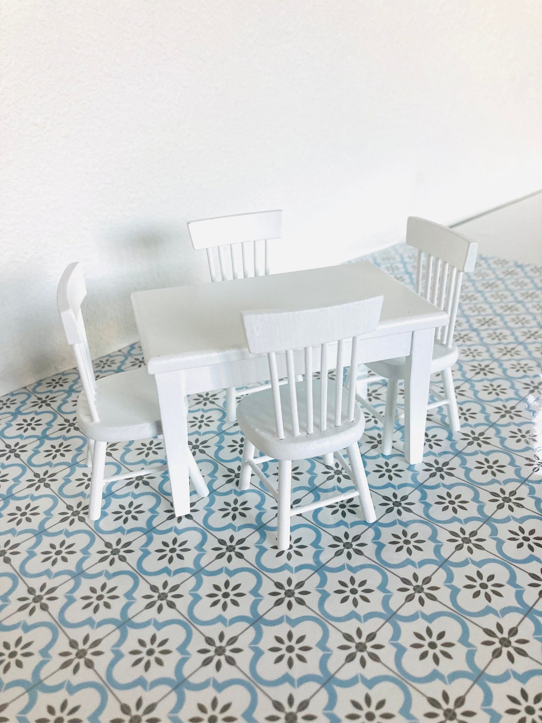 Mini White Farmhouse Table / Miniature Dollhouse Table 4 Chairs ...