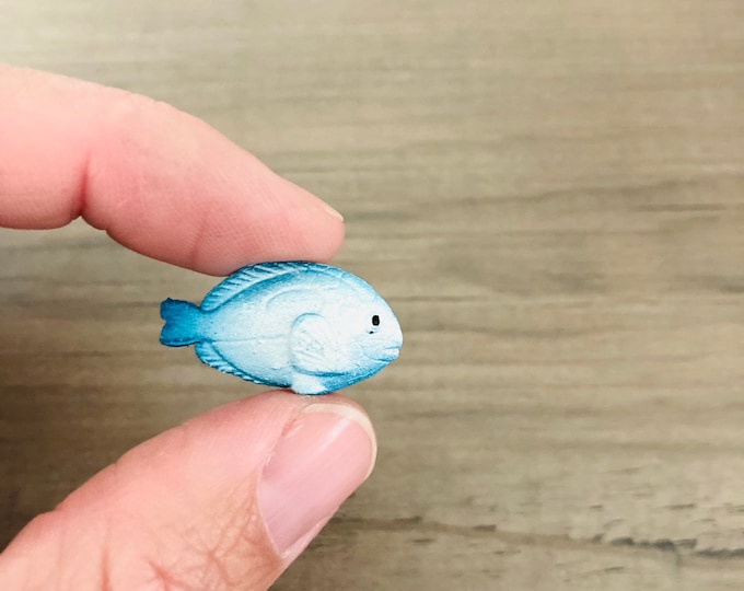 Micro Mini Blue Tang Fish / Ocean Sea Creature Coral Reef Figure Mini ...