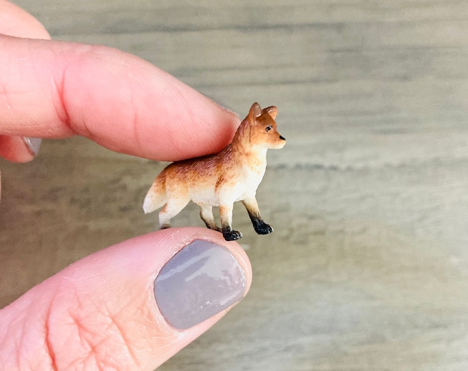 Miniature Red Fox Crafting Diorama Terrarium Forest Miniature Animal ...